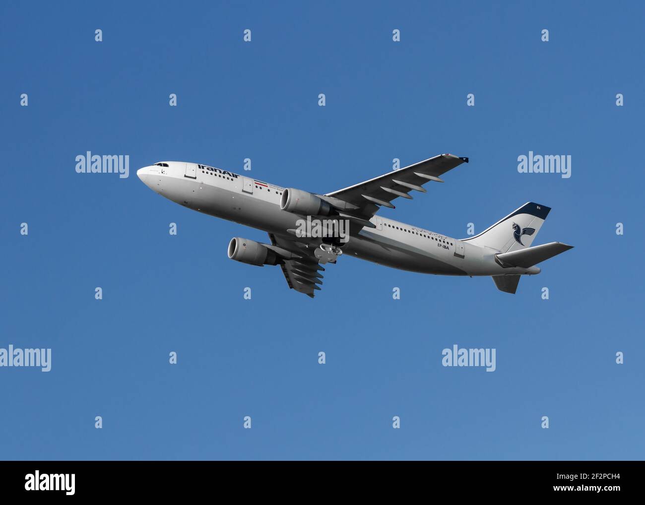 Turkey, Istanbul, September 2019 - A 26 year old Airbus A300 doing a go ...