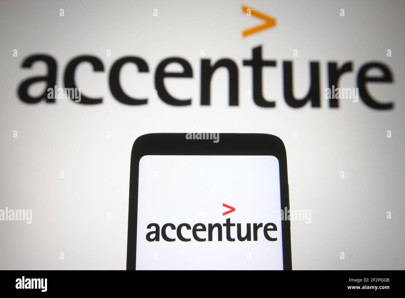 Accenture logo High Resolution Stock Photography and Images - Alamy
