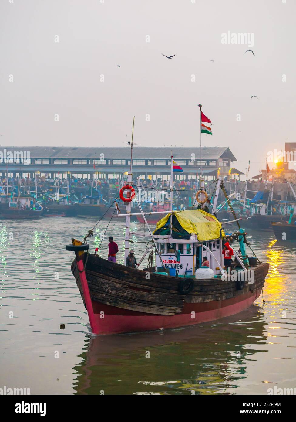 Indian port harbor docks hi-res stock photography and images - Alamy