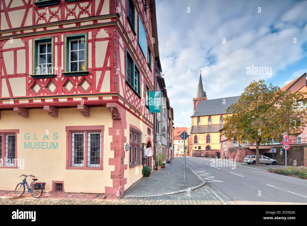 Glass museum, house facade, half-timbered, collegiate church, St Marien ...