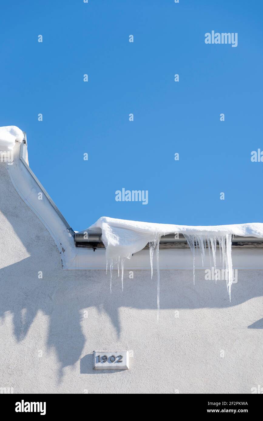 Avalanche cones hi-res stock photography and images - Alamy