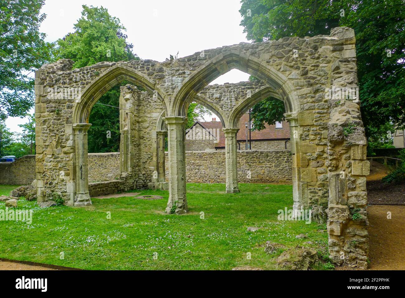 River Thames: A Victorian folly in the grounds of Abbey Gardens in ...