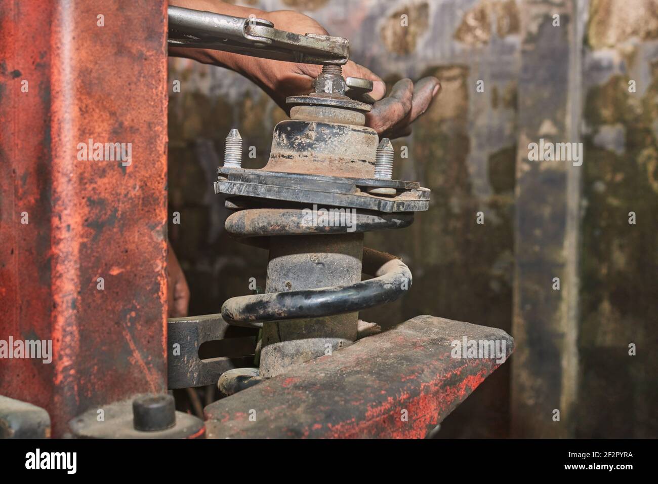 Shock bushing hi-res stock photography and images - Alamy