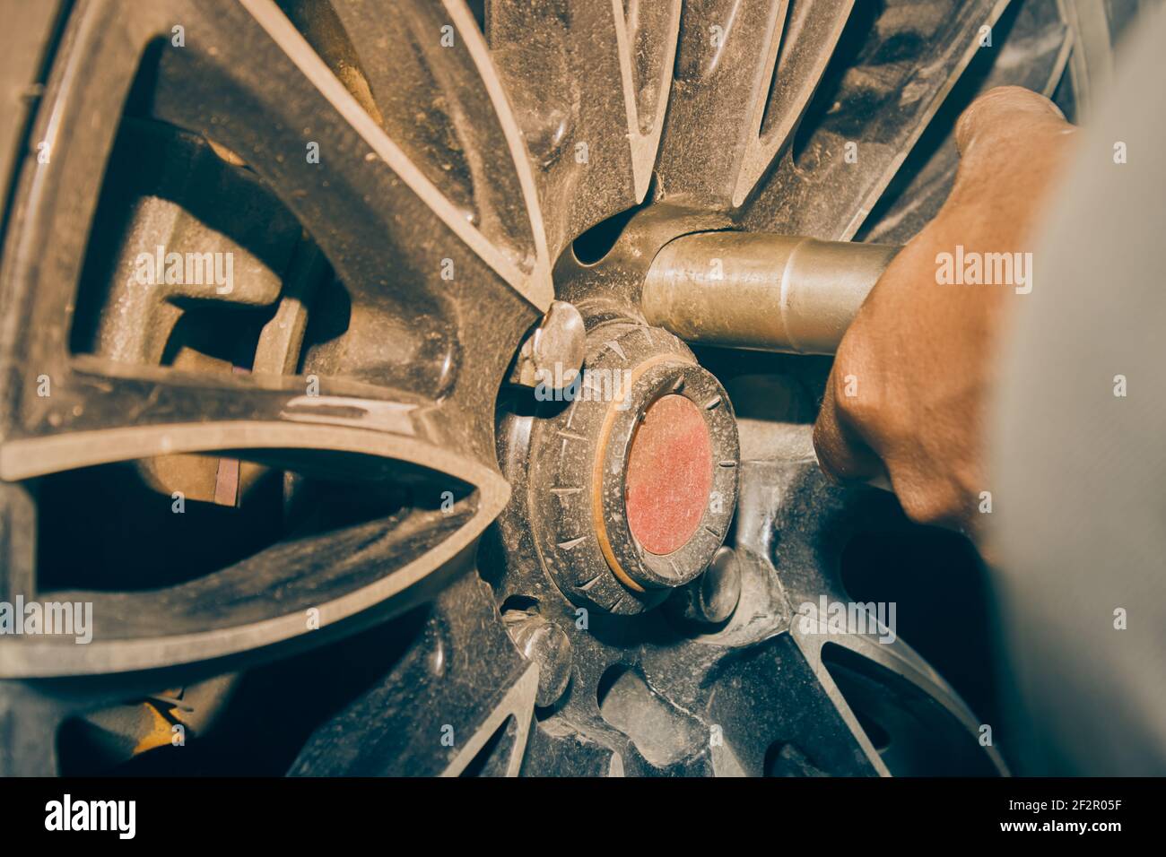 Magnesium metal block hi-res stock photography and images - Alamy