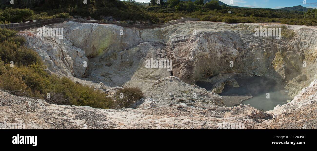 Crater Anga Whanariki in Wai-o-Tapu Thermal Wonderland,Waikato Region ...