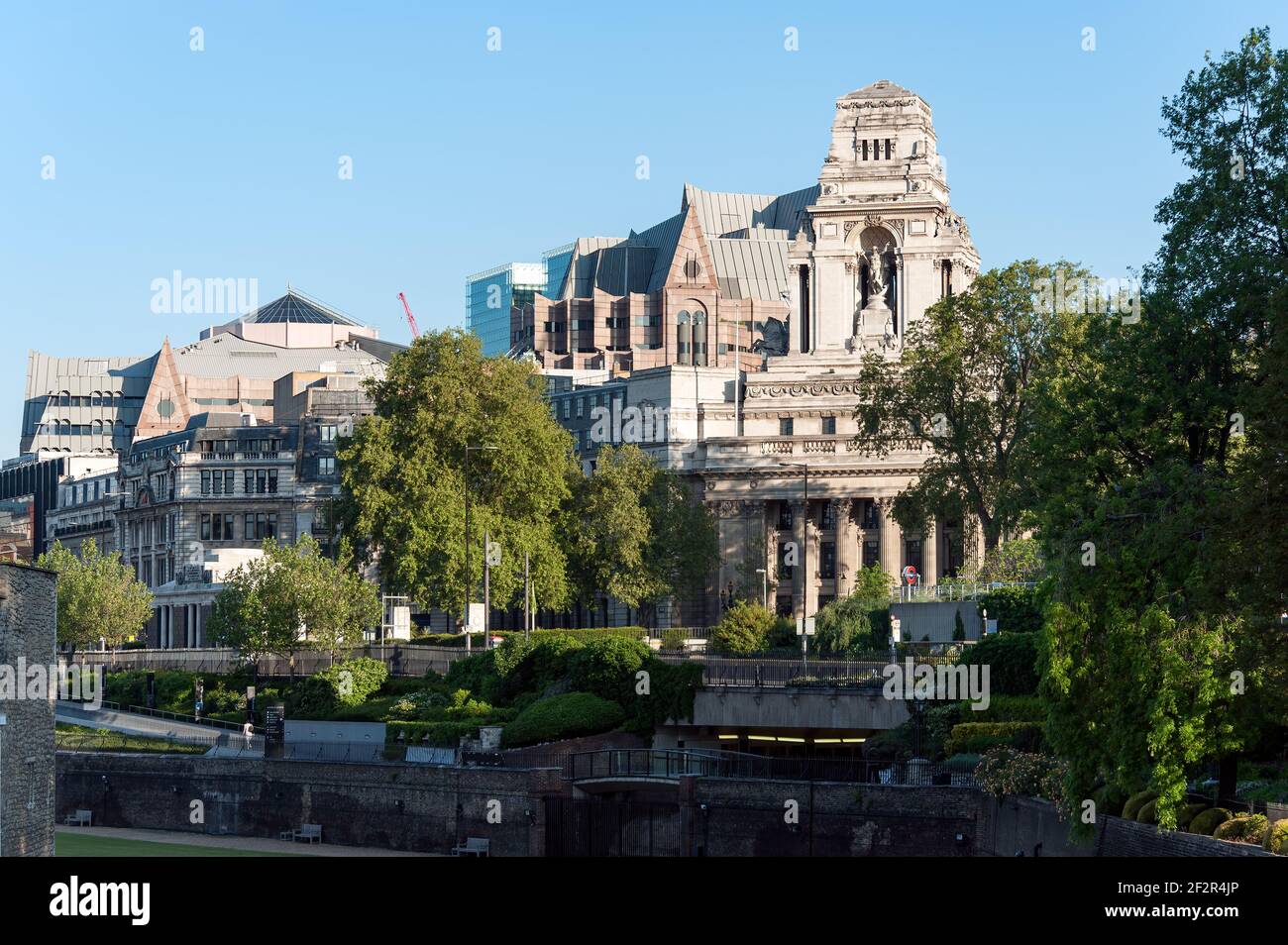 Trinity house tower hill hi-res stock photography and images - Alamy