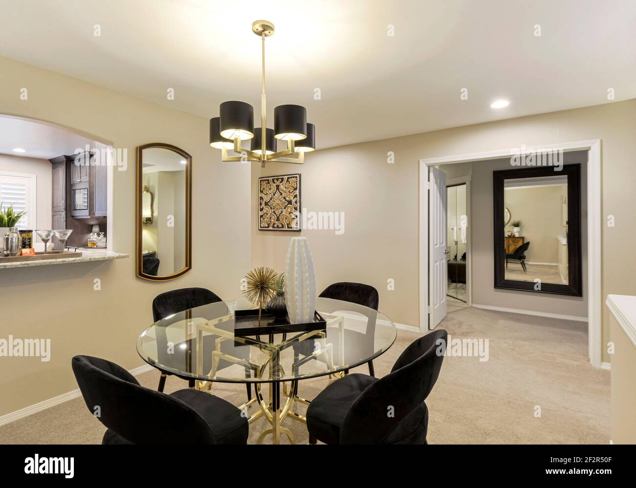 Modern residential dining room interior Stock Photo - Alamy