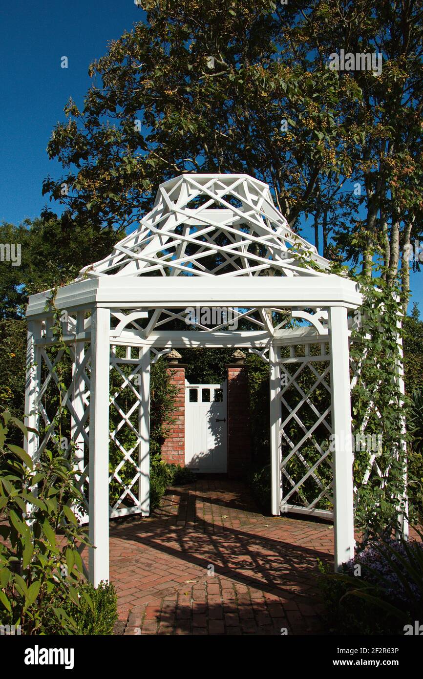 Gazebo in English Flower Garden in Hamilton Gardens in Waikato region ...