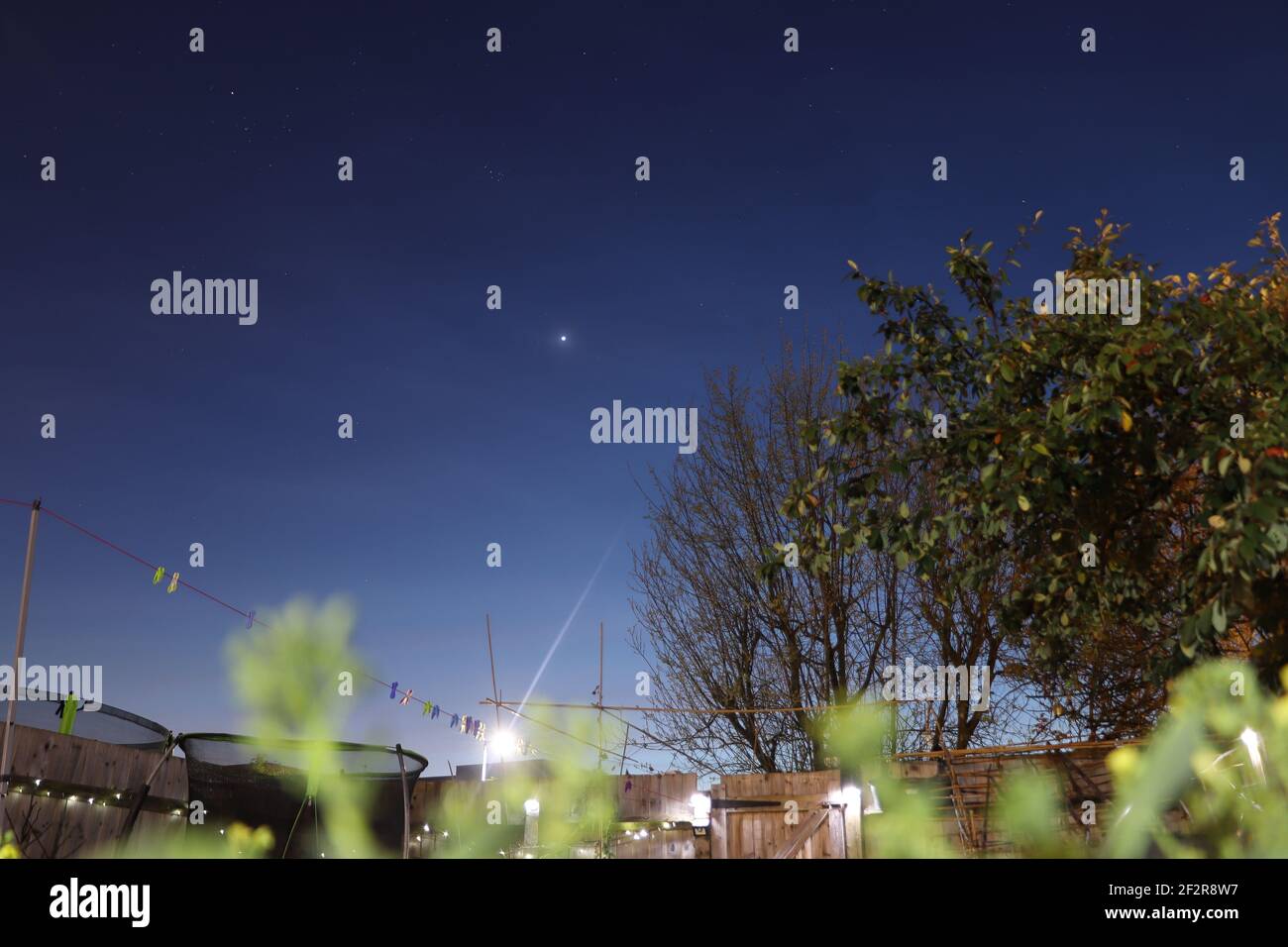 Back garden solar lights hi-res stock photography and images - Alamy