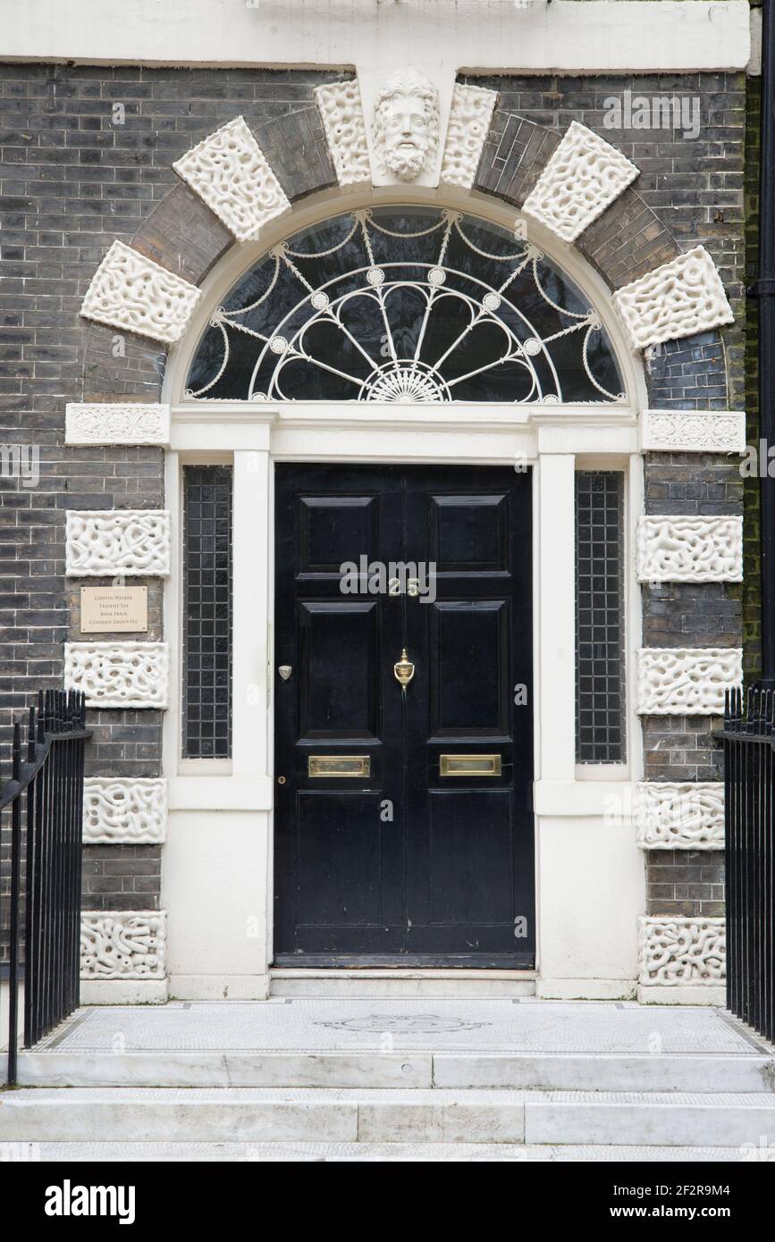 Georgian coade stone hi-res stock photography and images - Alamy