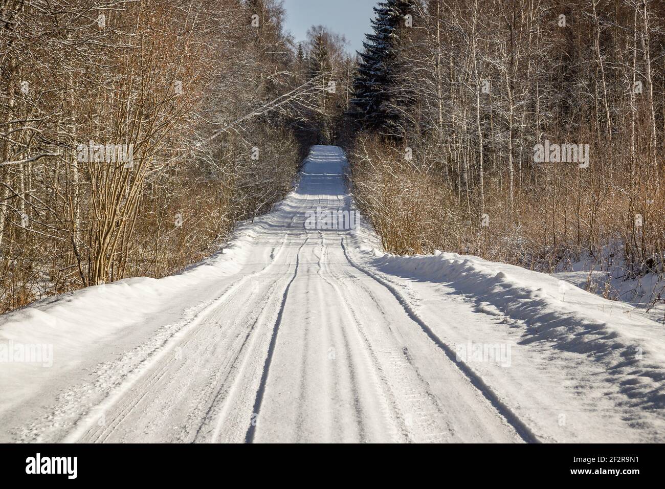 Beautiful snowy morning hi-res stock photography and images - Alamy