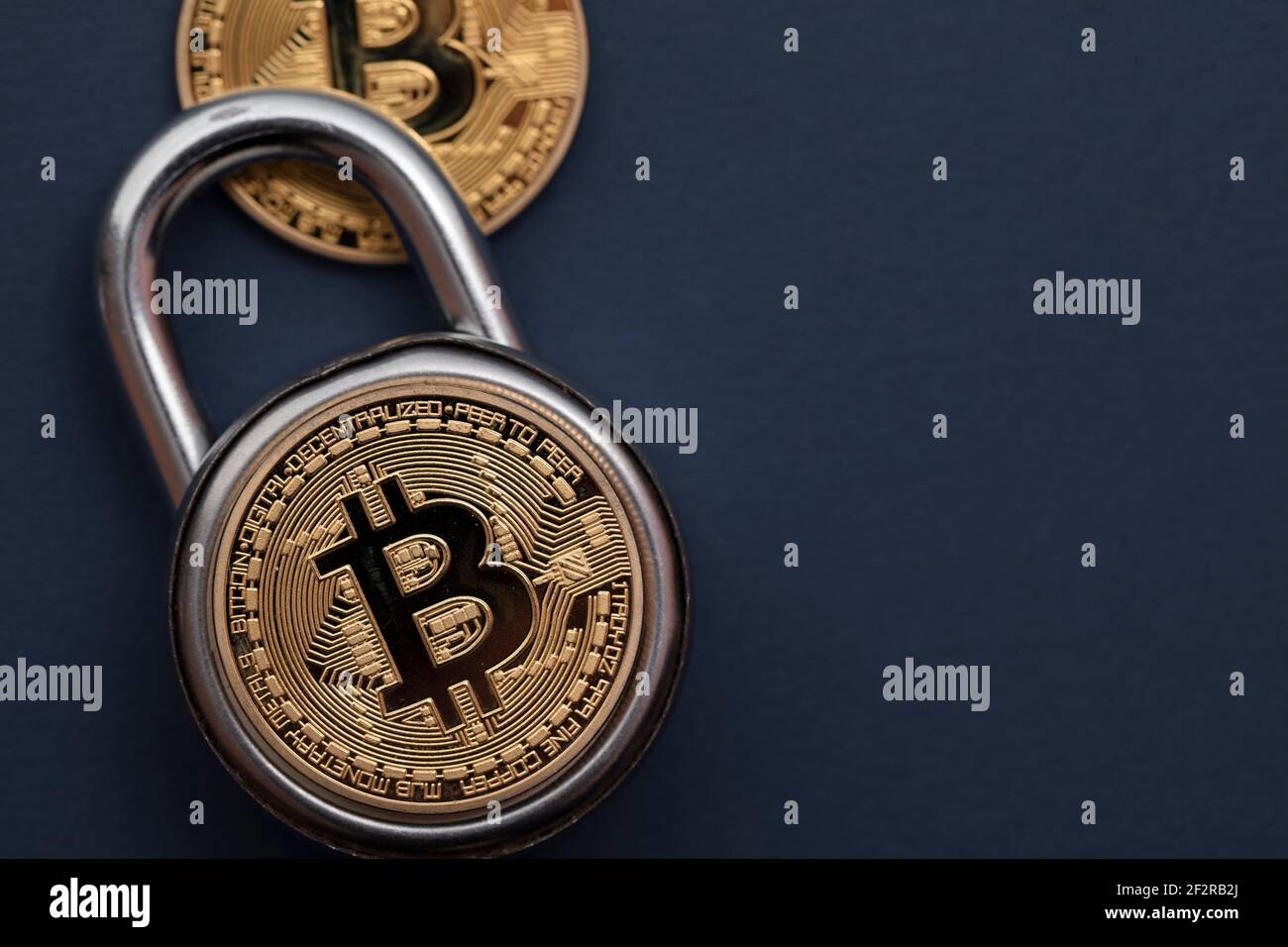Bitcoin padlock. Cryptocurrency investment security and safety concept ...