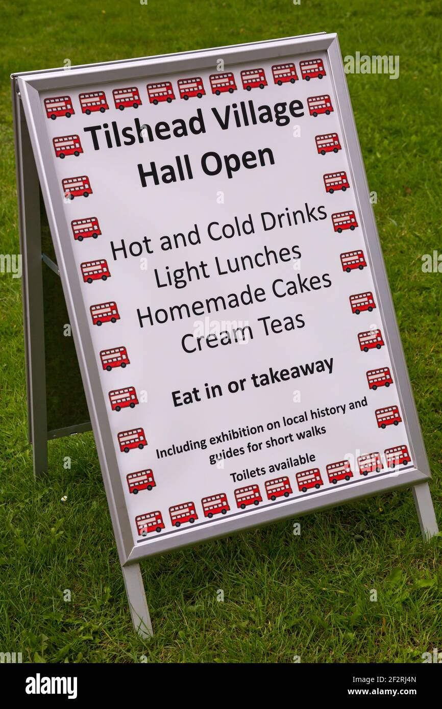 Uk village hall signs hi-res stock photography and images - Alamy