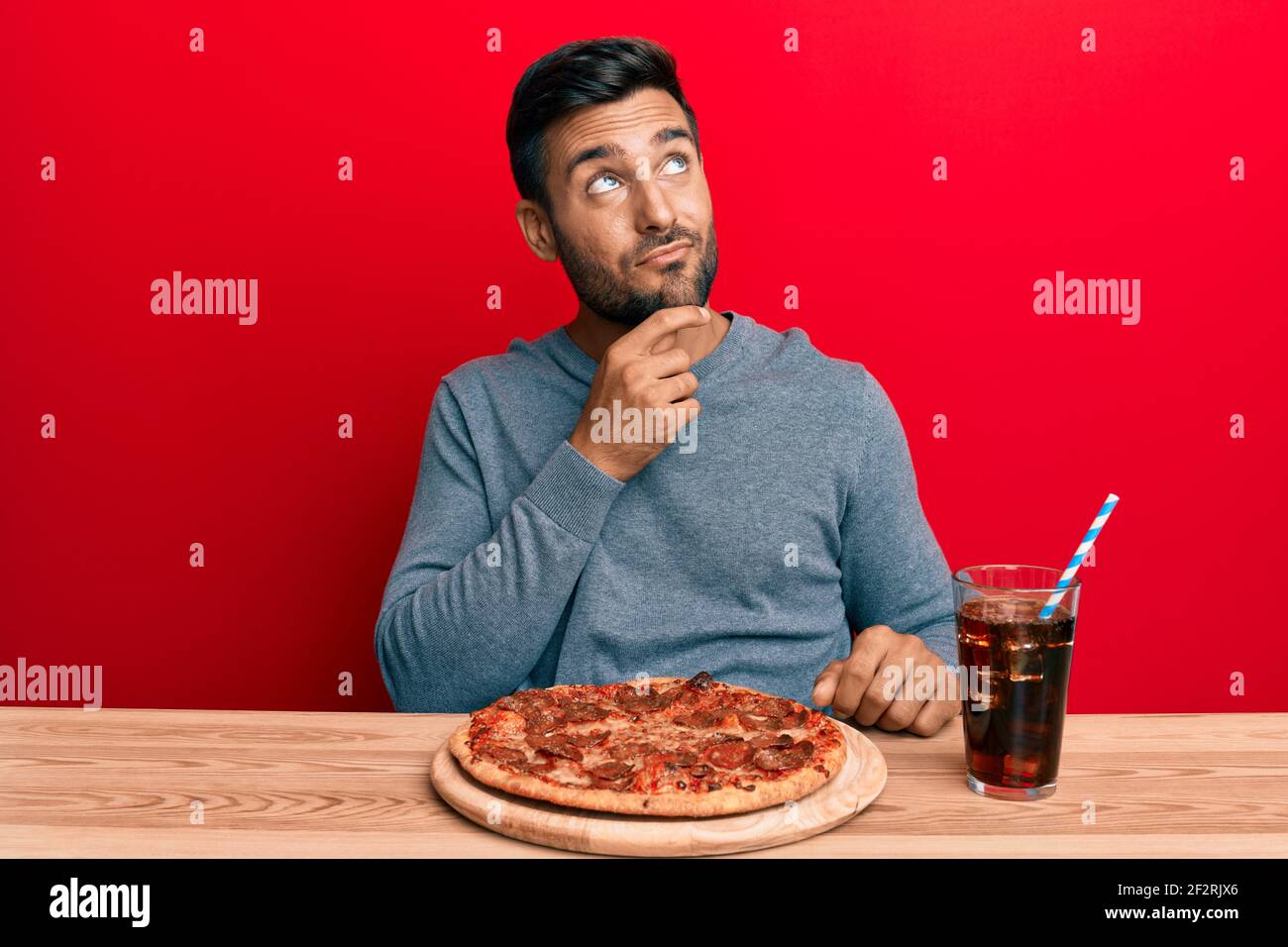 Pizza puzzle hi-res stock photography and images - Alamy