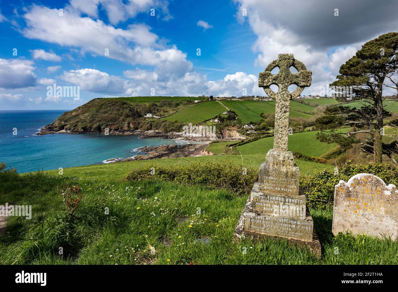 Talland cliff hi-res stock photography and images - Alamy