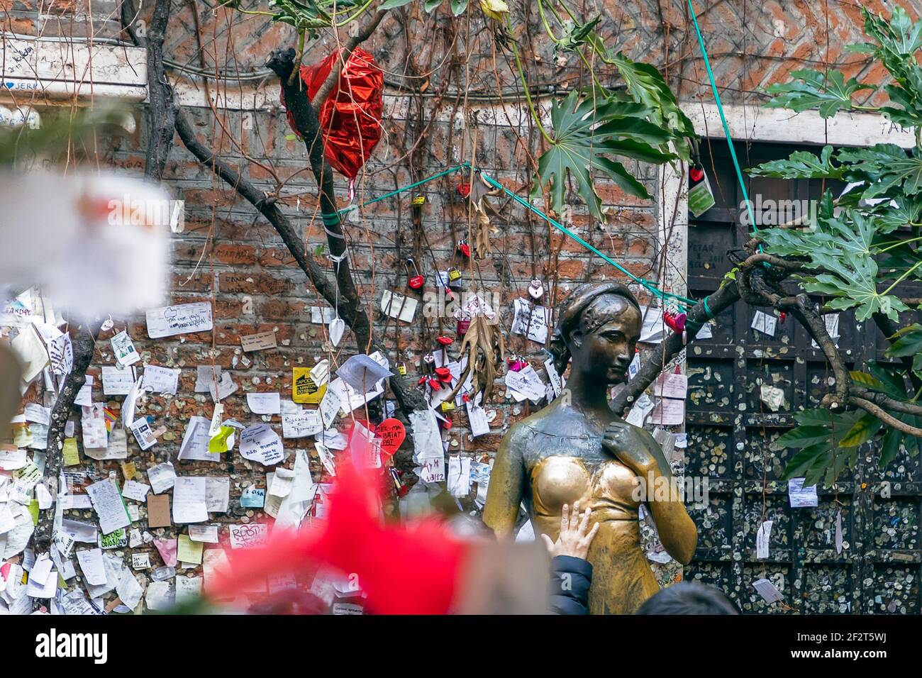 Verona - Italy. January 6, 2019: Statue of Juliet (symbol of love and ...