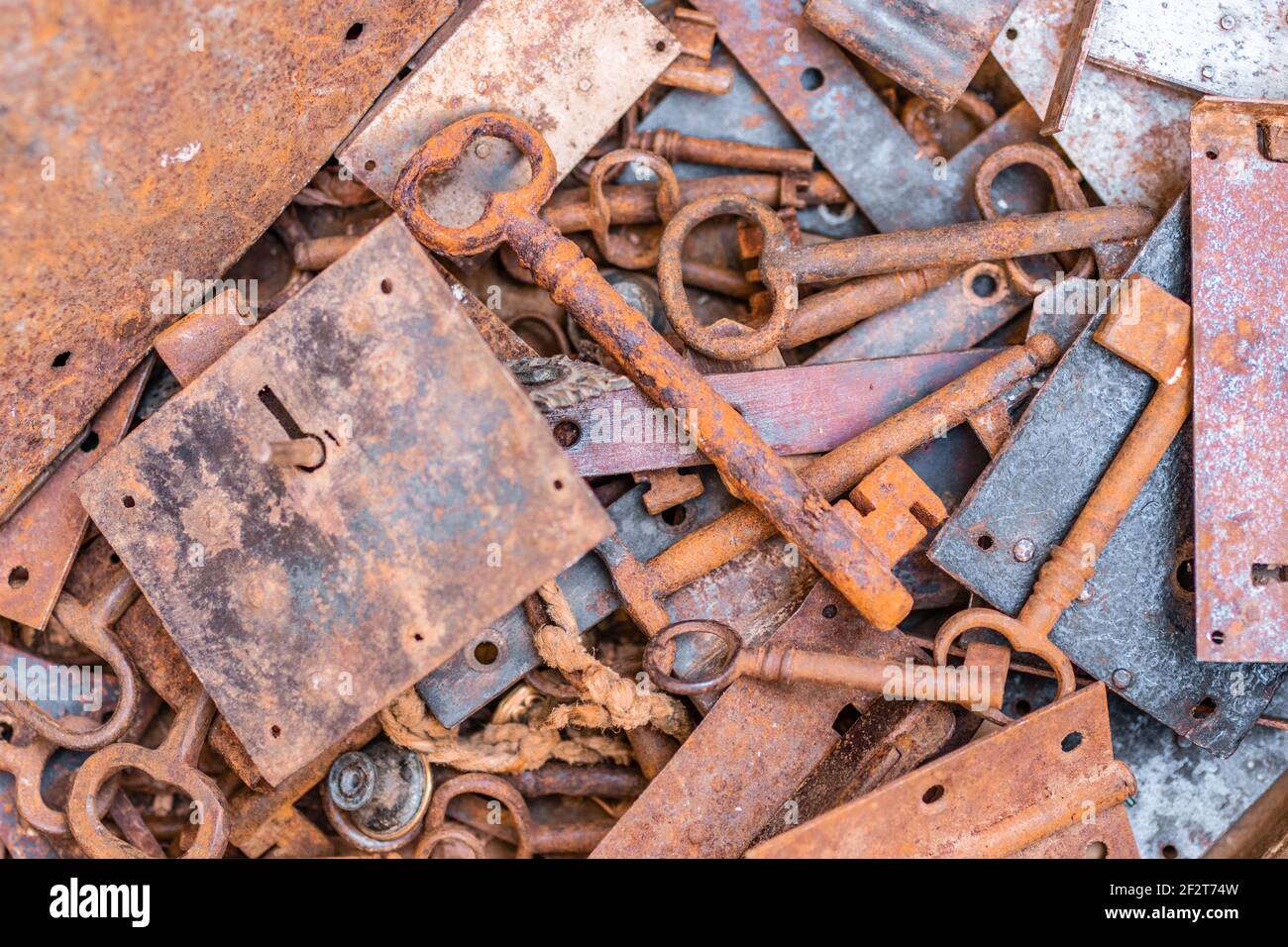 old rusty locks and rusty keys Stock Photo - Alamy
