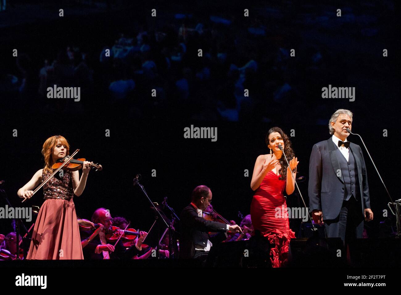 Lindsey Stirling (Violin) and Soprano Maria Aleida join Andrea Bocelli ...