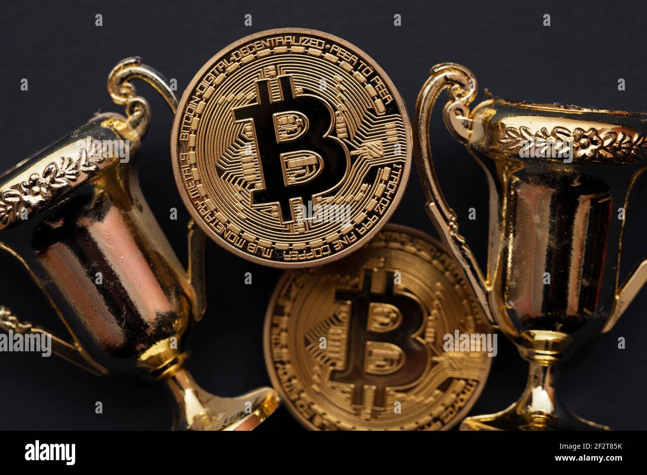 Trophy chain hi-res stock photography and images - Alamy