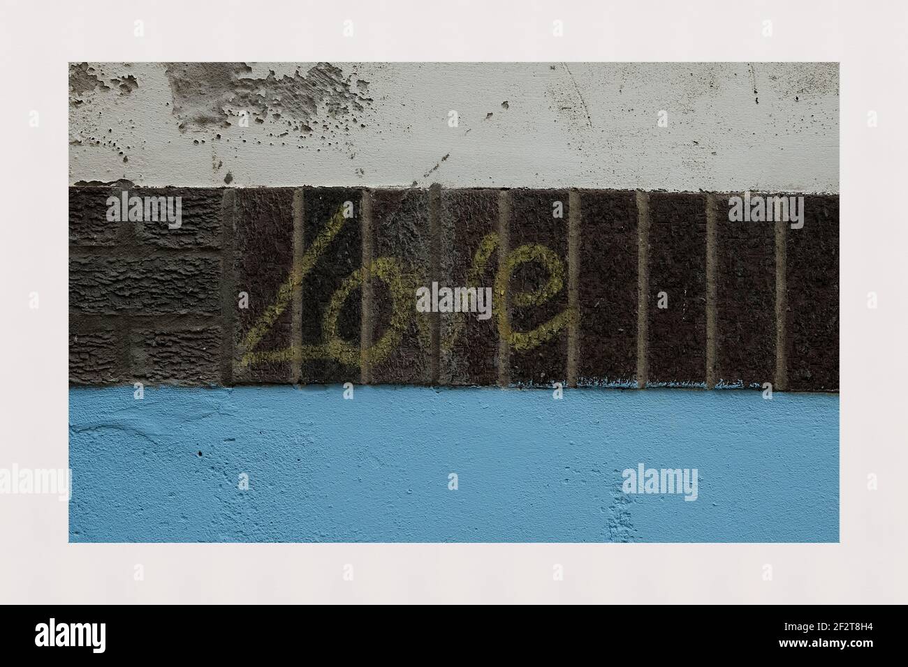 Slogan graffiti wales wall hi-res stock photography and images - Alamy