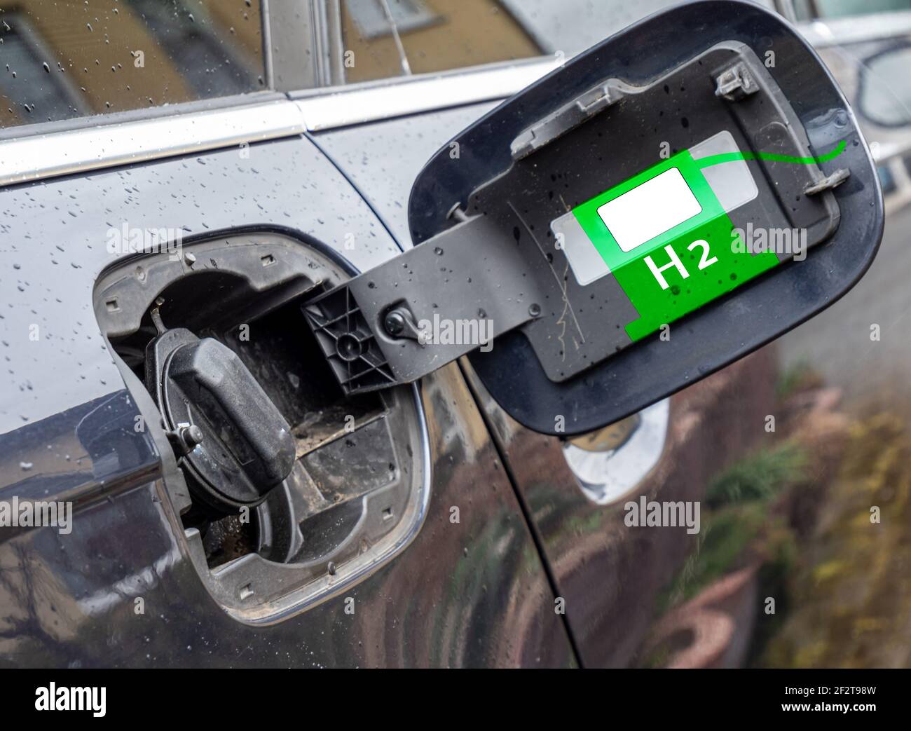 Hydrogen storage tank hi-res stock photography and images - Alamy