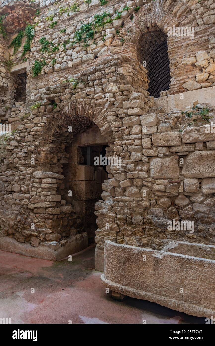 Vaults restored hi-res stock photography and images - Alamy