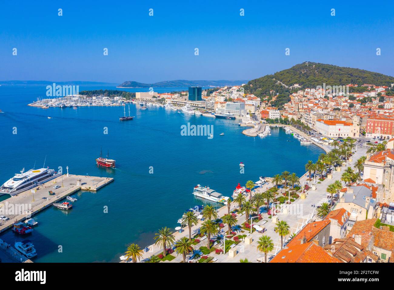 Aerial view of Riva promenade in Split with Marjan hill, Croatia Stock ...