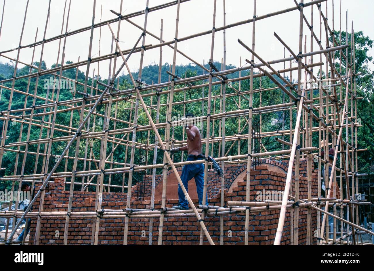 Chinese Bamboo Construction High Resolution Stock Photography and ...