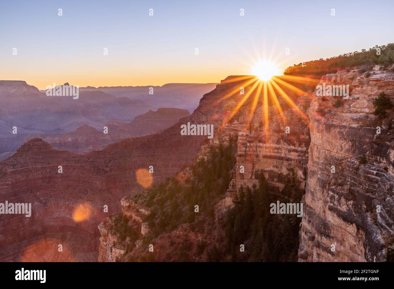 Grand canyon horizon hi-res stock photography and images - Alamy