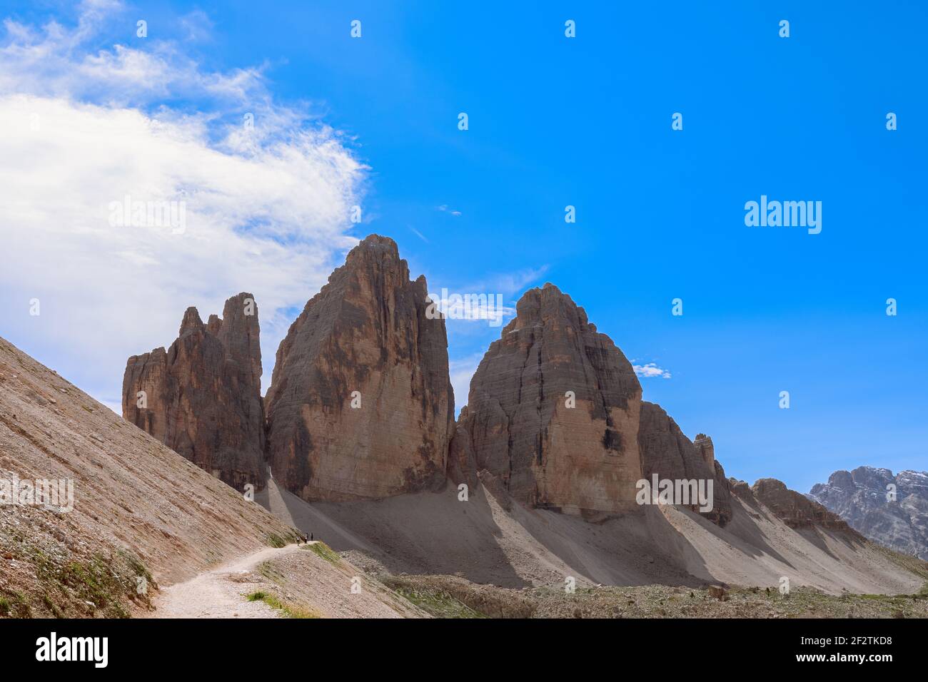 Three peak hi-res stock photography and images - Alamy