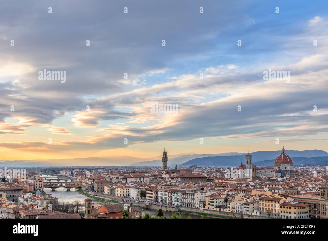 Arno riverbank landmarks hi-res stock photography and images - Alamy