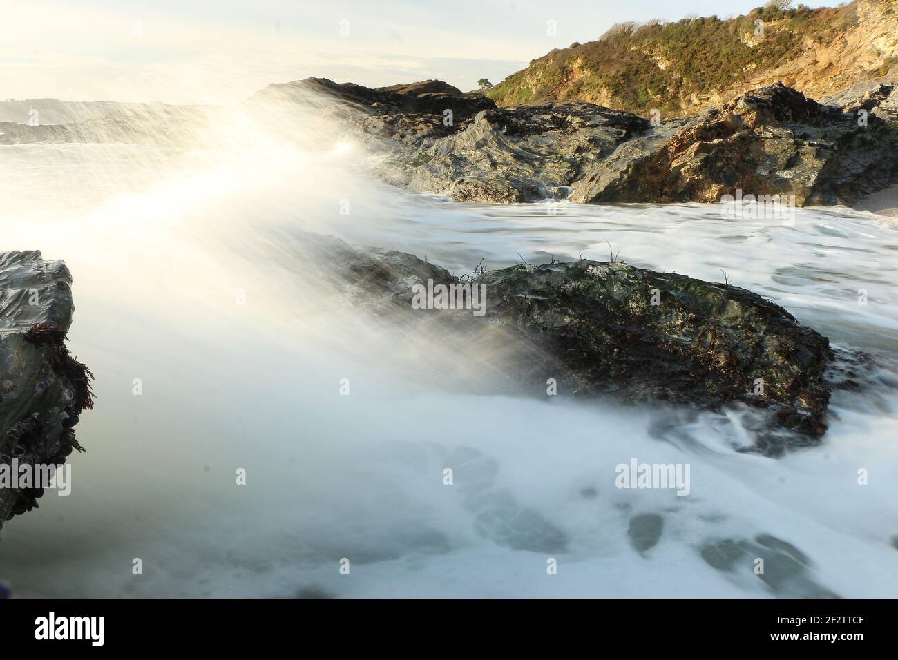 Deep ocean waves washing shore hi-res stock photography and images - Alamy