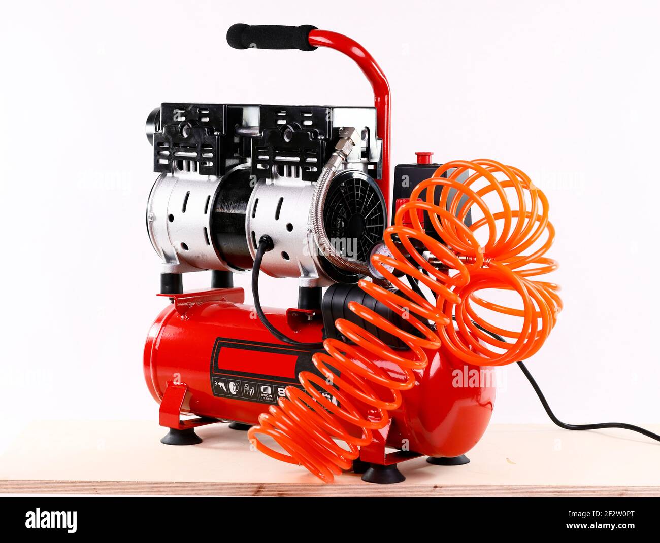 Compressor hose hi-res stock photography and images - Alamy