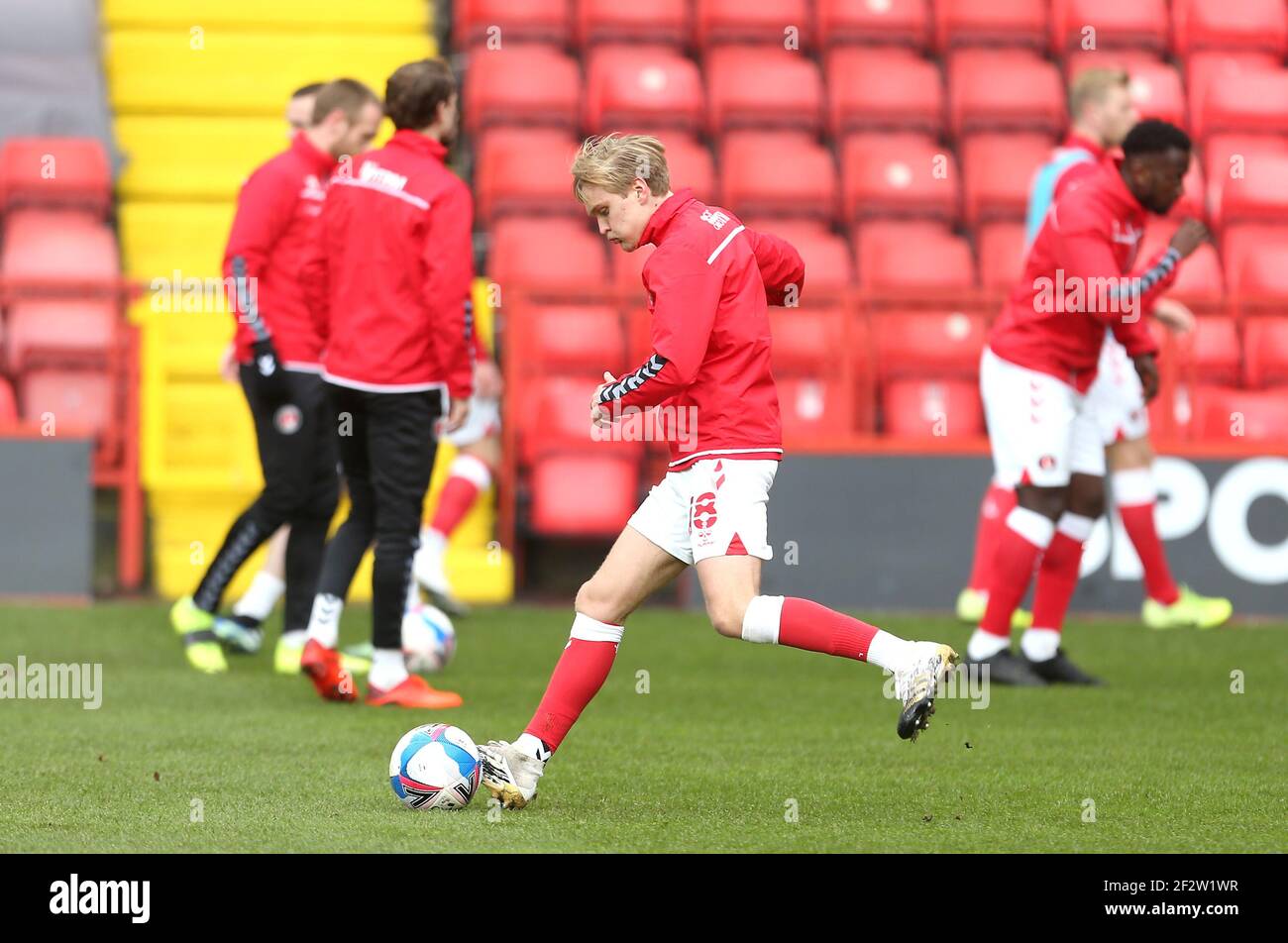 Matthew smith charlton hi-res stock photography and images - Alamy