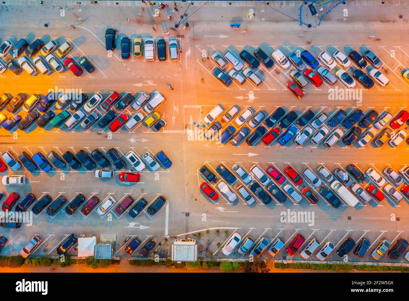 Overhead view of car park space hi-res stock photography and images - Alamy