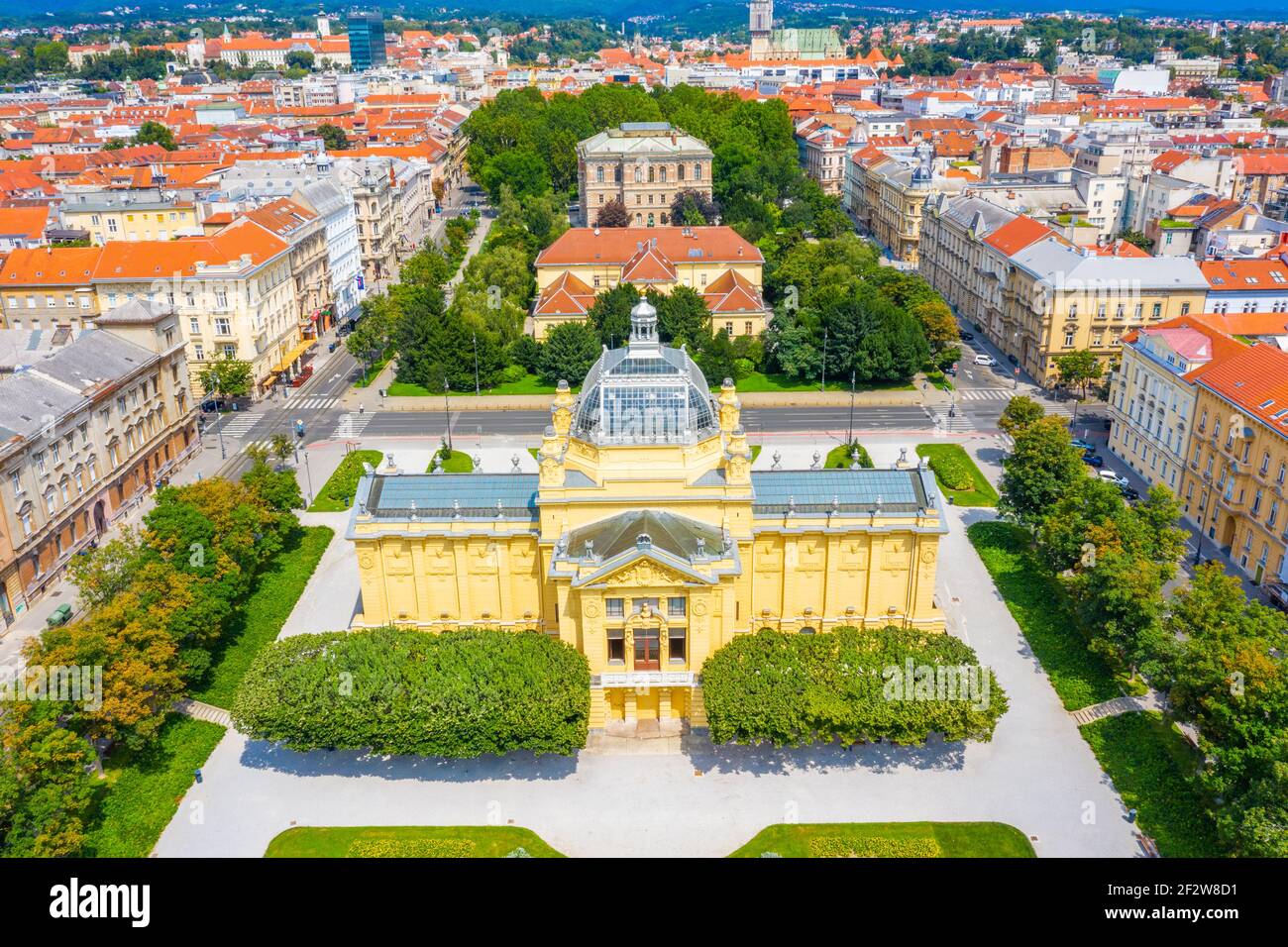 Panorama of Croatian capital Zagreb Stock Photo - Alamy