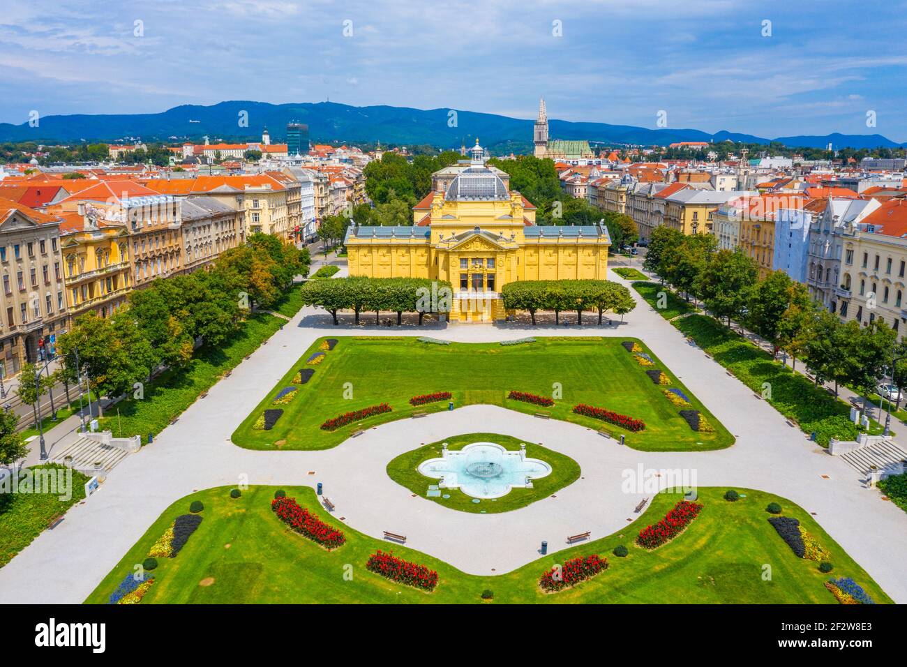 Panorama of Croatian capital Zagreb Stock Photo - Alamy