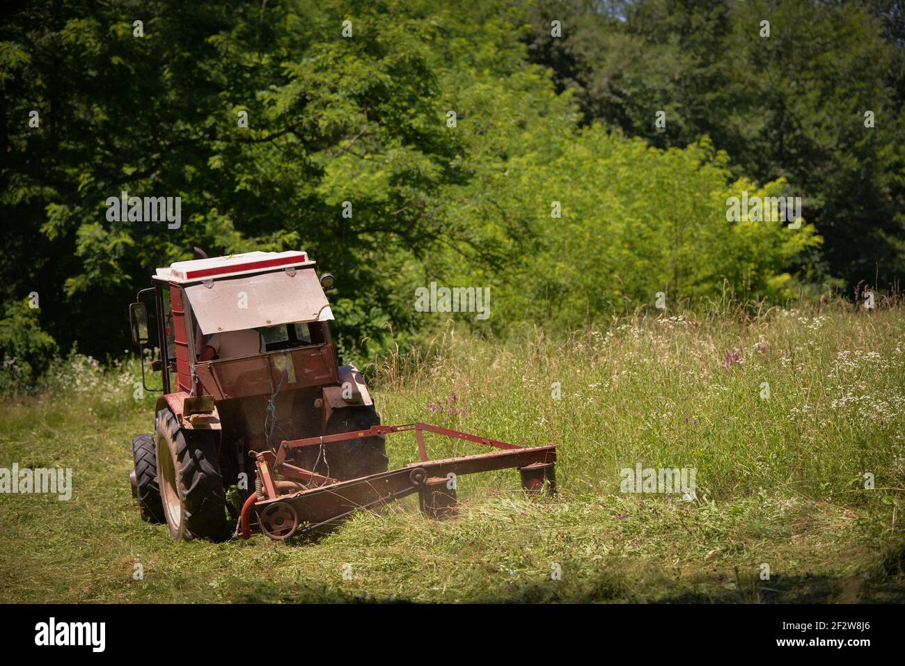Industrial grass cutting machine hi-res stock photography and images ...