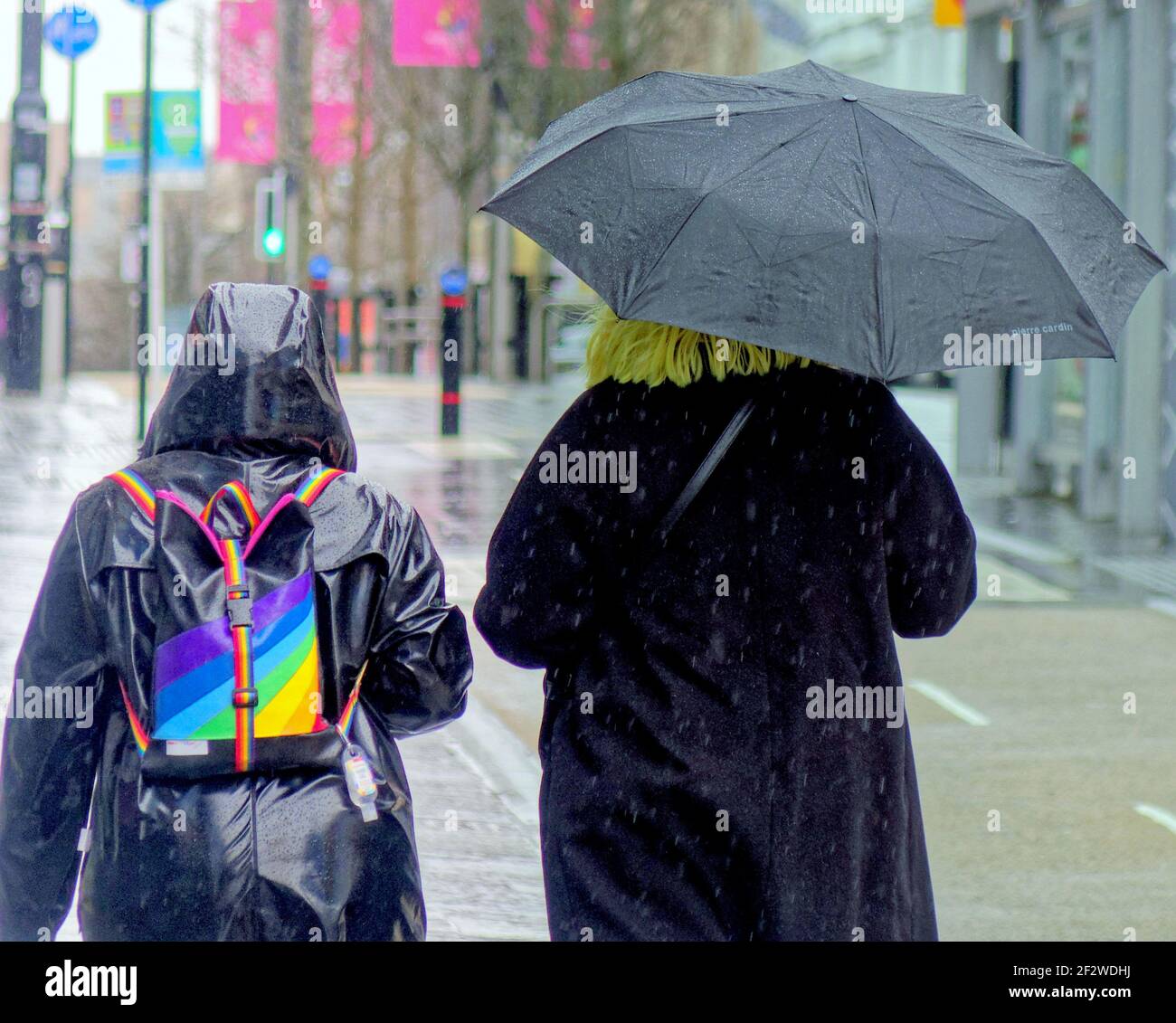 Sunny intervals hi-res stock photography and images - Alamy
