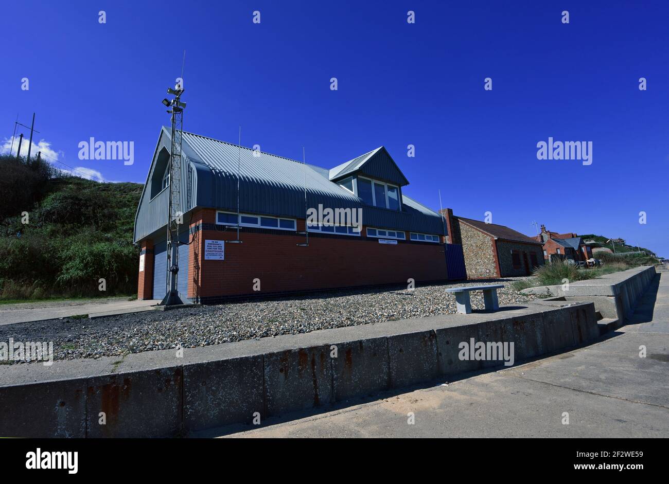 Inshore lifeboat station mundesley hi-res stock photography and images ...