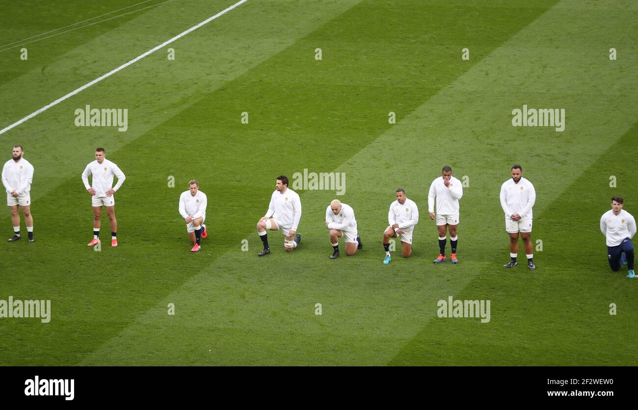 England take the knee 2021 hi-res stock photography and images - Alamy