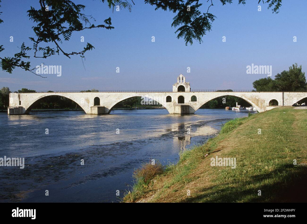 Avignon Bridge, Pont D'Avignon, Pont Saint-Benezet Stock Photo - Alamy