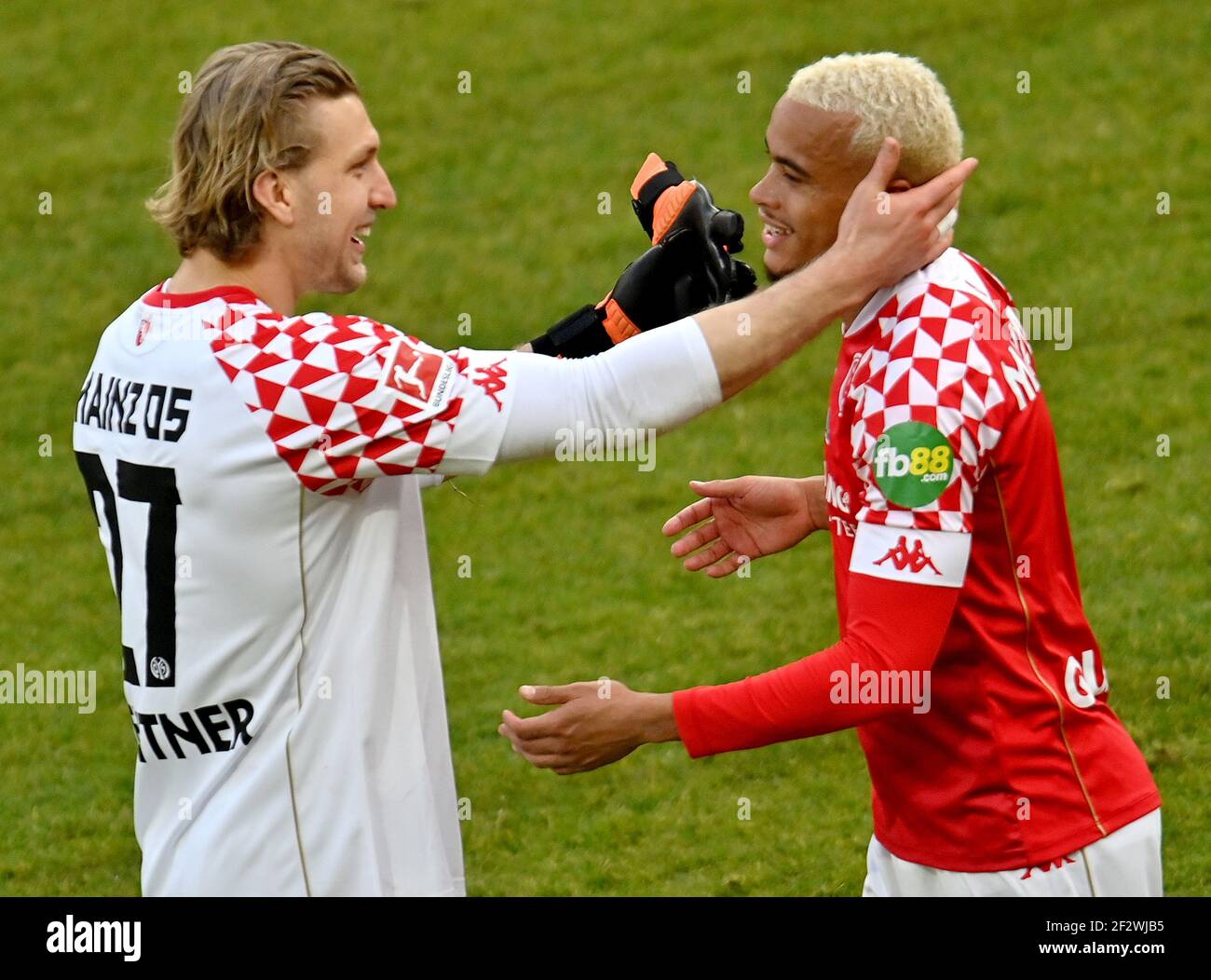 Robin quaison 2021 hi-res stock photography and images - Alamy