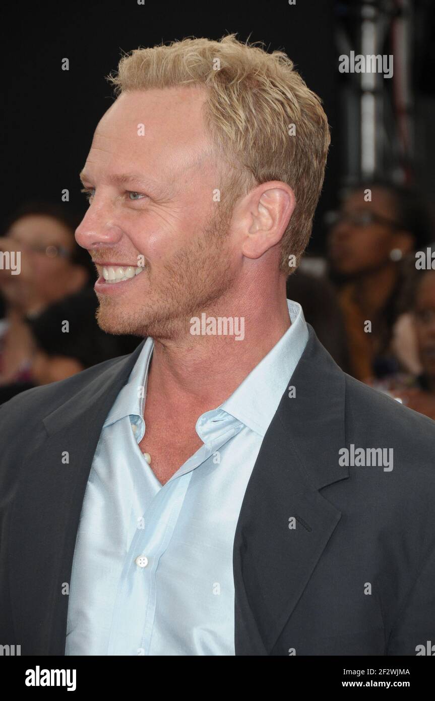 Ziering hi-res stock photography and images - Alamy