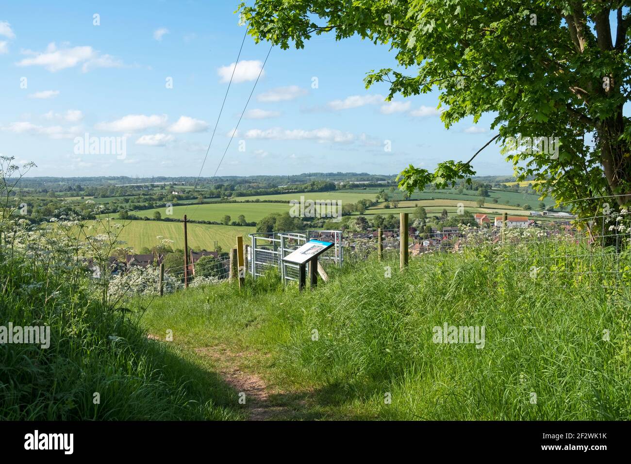 English flat countryside path hi-res stock photography and images - Alamy