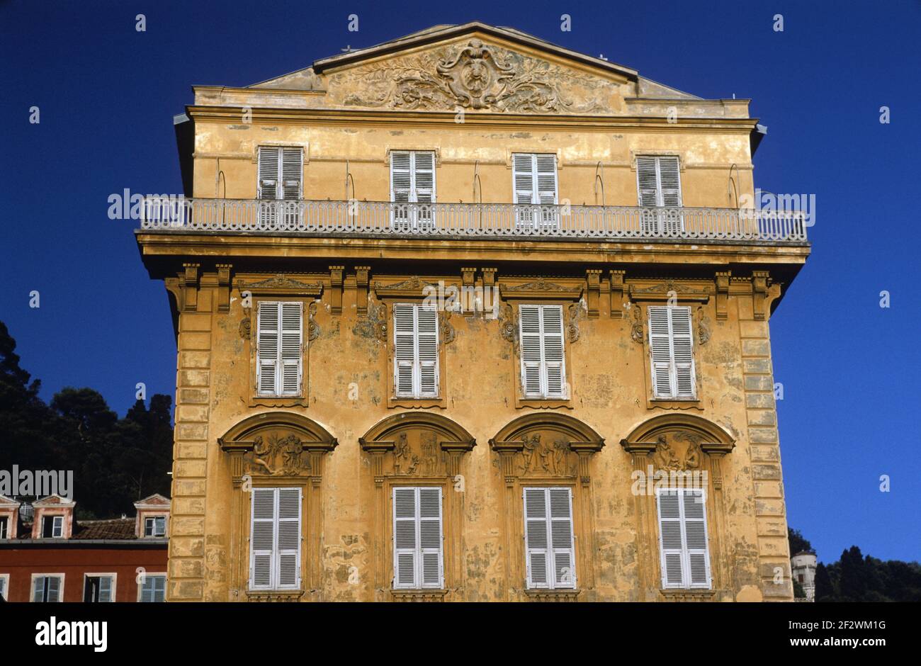 Nice french style houses hi-res stock photography and images - Alamy