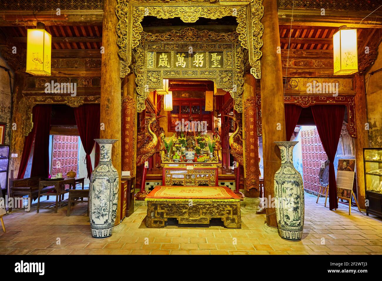 Kim ngan temple hi-res stock photography and images - Alamy