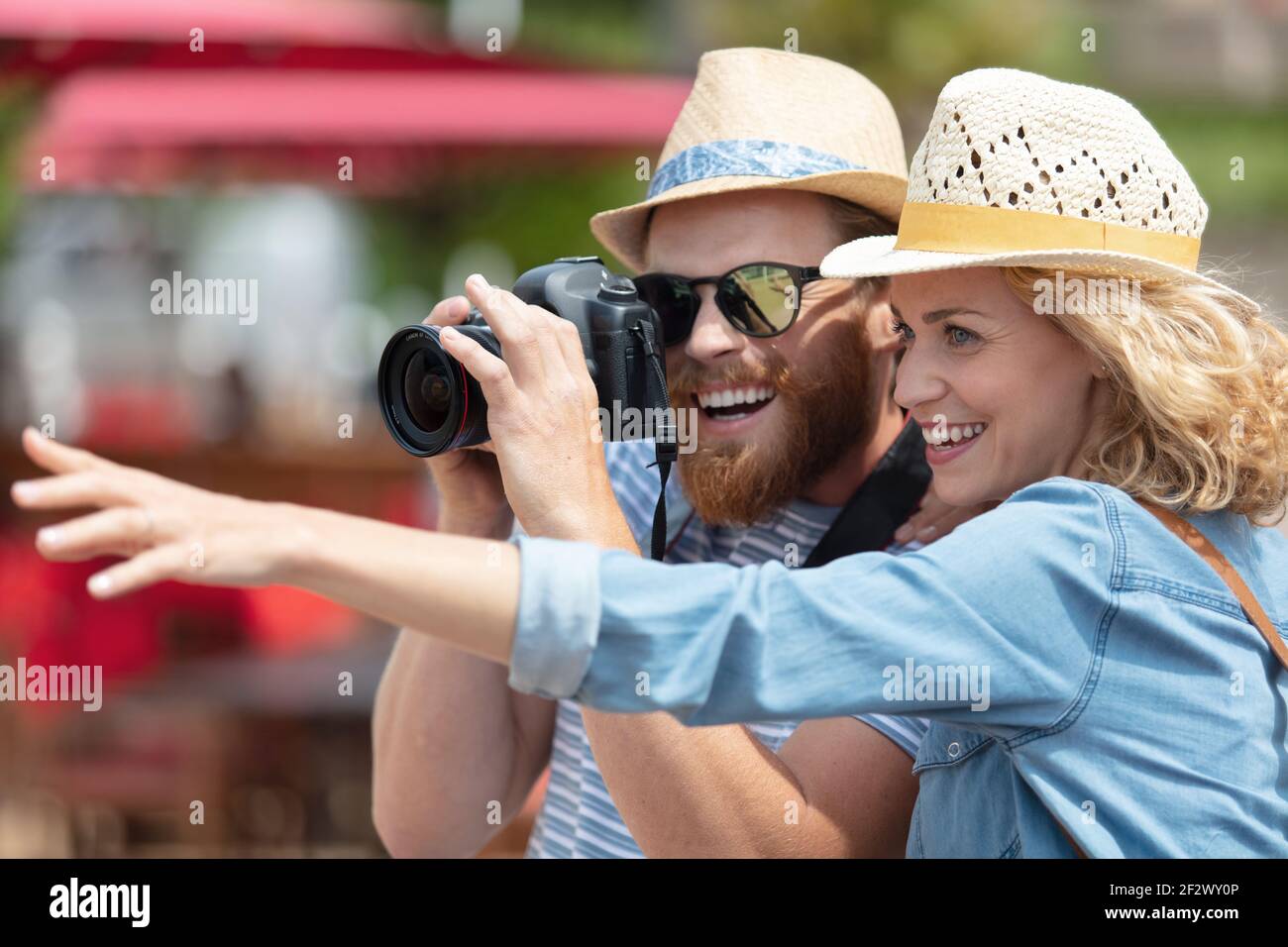 Couple taking funny pictures hi-res stock photography and images - Alamy