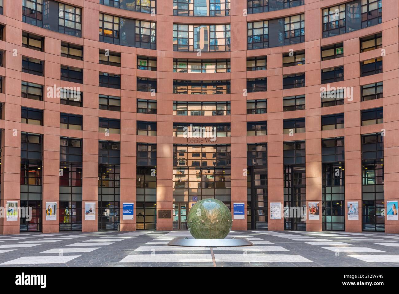European union council atrium hi-res stock photography and images - Alamy