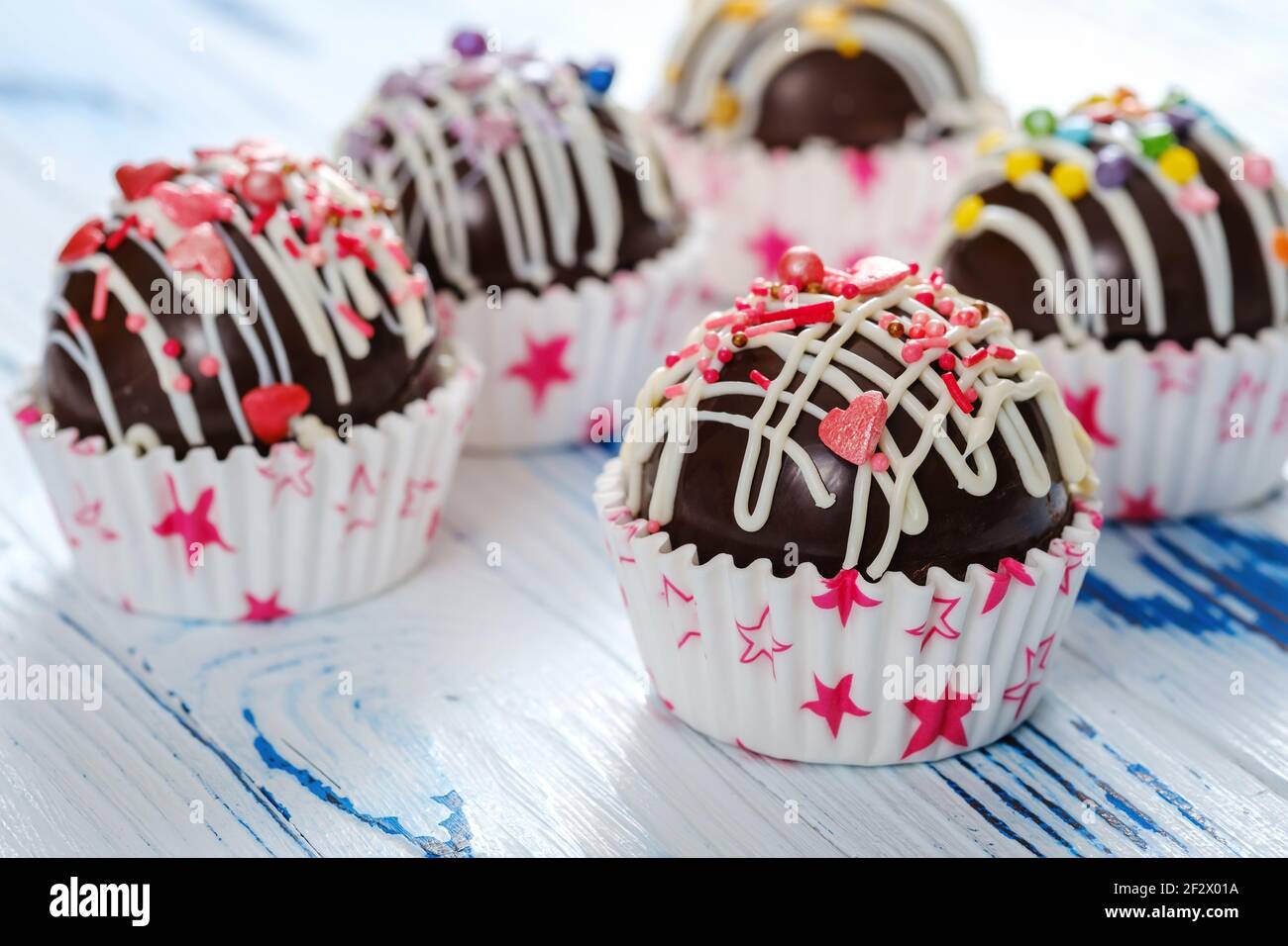 Hot cocoa bombs hi-res stock photography and images - Alamy